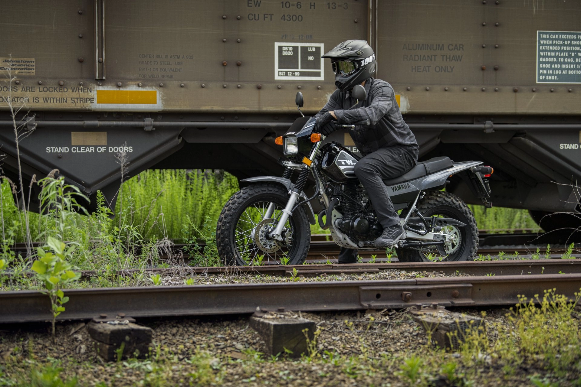 2023 TW200 - Specifications | Yamaha Motorsports, USA