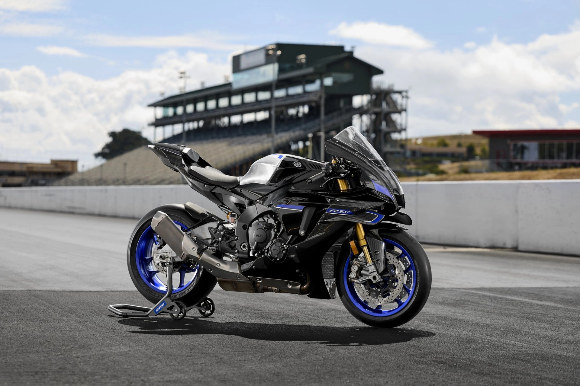 2026 YZF-R1M - Specifications | Yamaha Motorsports, USA